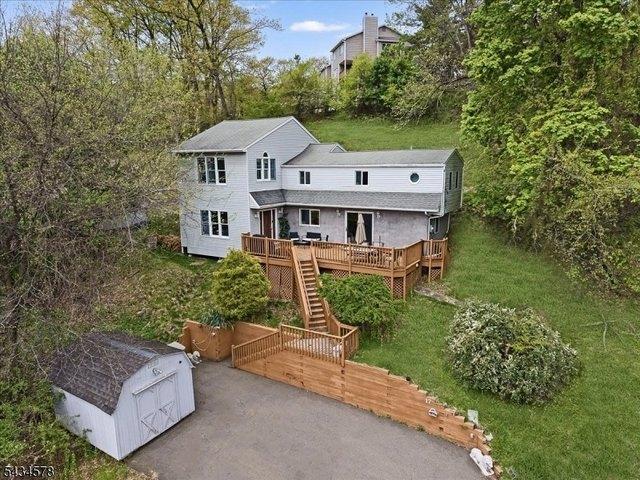 17 Albanese Rd, Haledon, NJ 07508