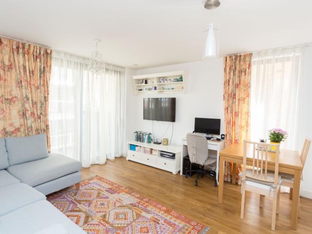 17 Albatross Way, Canada Water, London, SE16