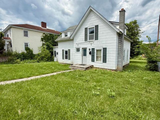 17 Algonkin Street