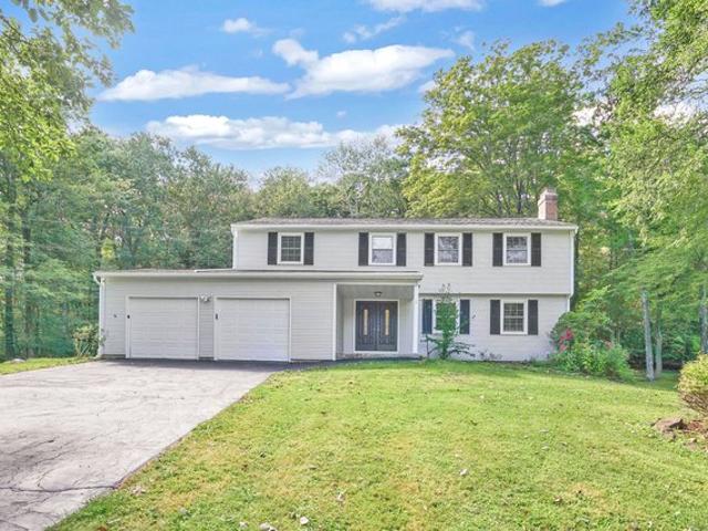 17 Amy Ln, Simsbury, CT 06070