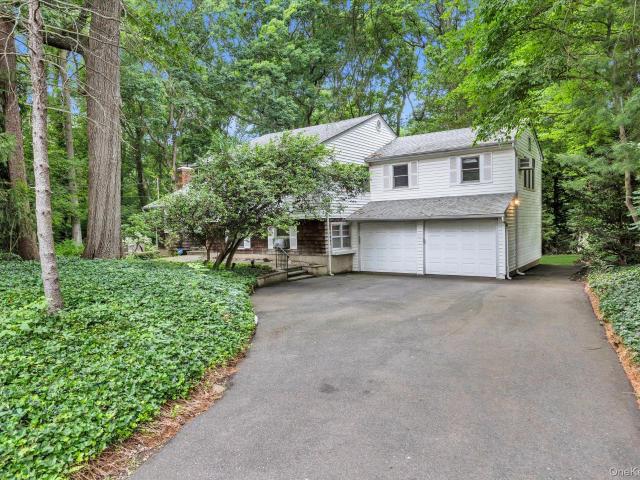 17 Arbor Lane