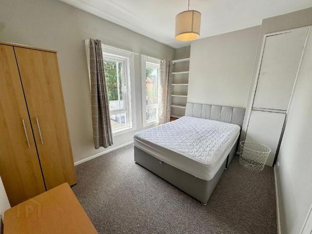 17 Ardenlee Drive, Belfast, BT6 8QL