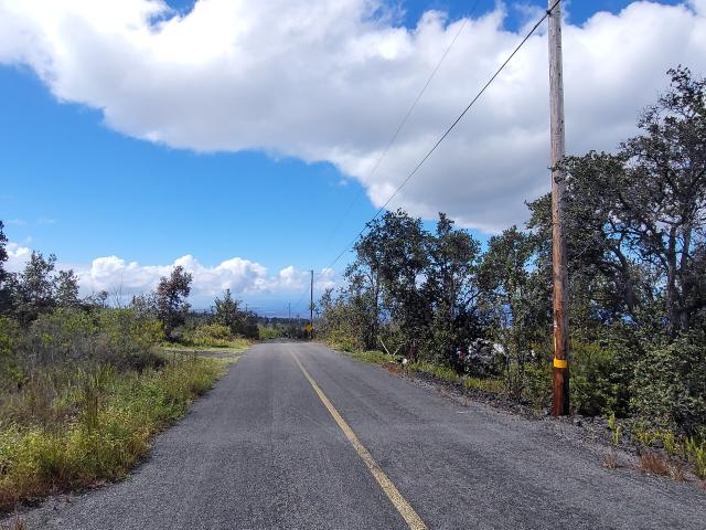 17 Bamboo Ln, Ocean View, HI 96704 | MLS #713558 | Compass