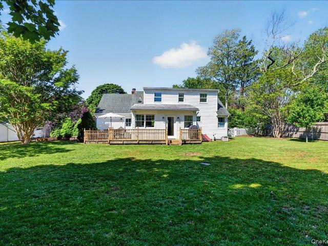 17 Barteau Avenue