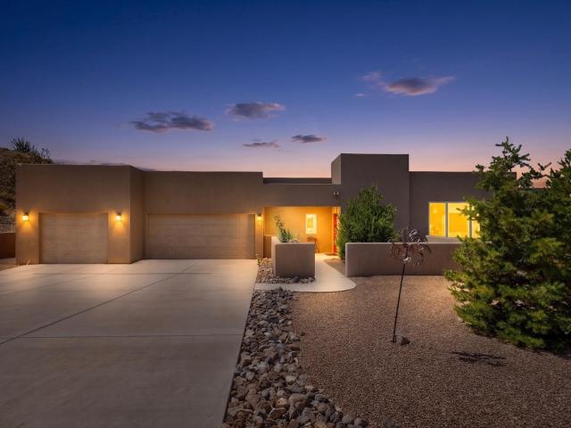 17 Basketweaver Court