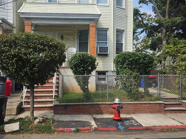 17 Bayside Pl