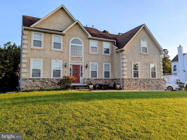 17 Beaver Dam Dr, Sicklerville, NJ 08081