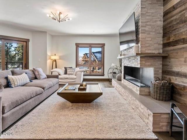 17 Beach Club Dr Unit 213, Stateline, NV 89449