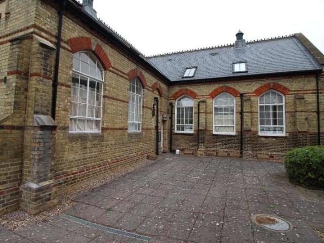 17 Bedroom Apartment Flat
