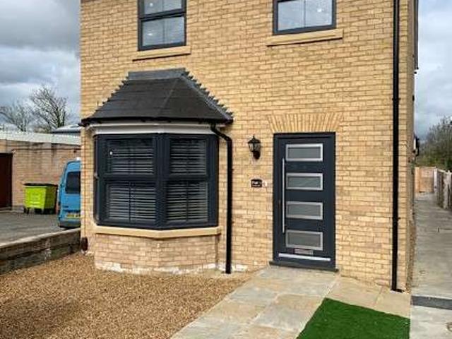 17 Bedroom Apartment Flat