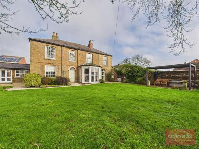 17 Bedroom Commercial Property