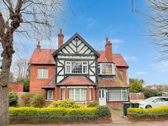 17 Bedroom Detached House For Sale In Luton, Bedfordshire
