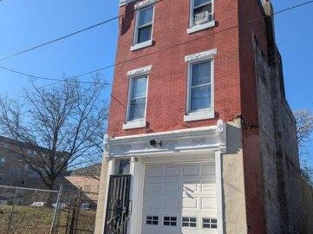 17 bedroom, Philadelphia PA 19140 93452328