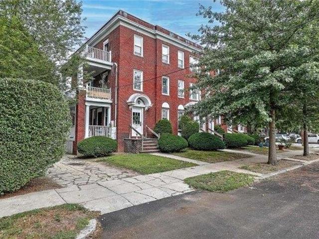 17 bedroom, Providence RI 02906 102726556