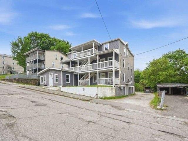 17 bedroom, Southbridge MA 01550 105117274