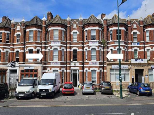 17 Bedroom Terraced House