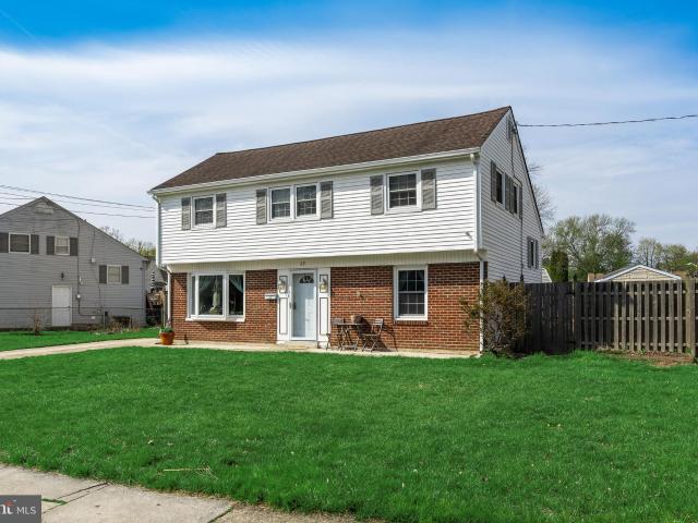 17 Bettlewood Rd, Marlton, NJ 08053 | MLS #NJBL2109 | Compass