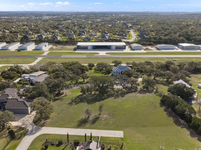 17 Boerne Stage Airfield, Boerne, TX 78006 | MLS #1953