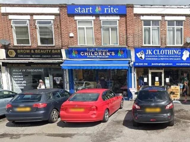 17 Blackfen Road, London, DA15 9NB, United Kingdom | 1 bed apartment for rent #139621670 | Rentberry