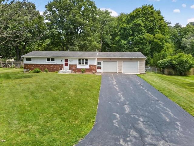 17 Briarwood Lane