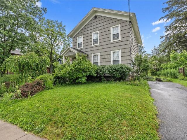 17 Burr Street