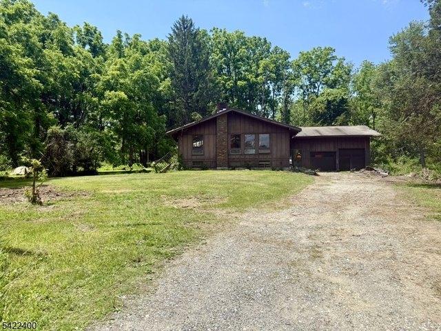 17 Butternut Dr, Vernon, NJ 07462