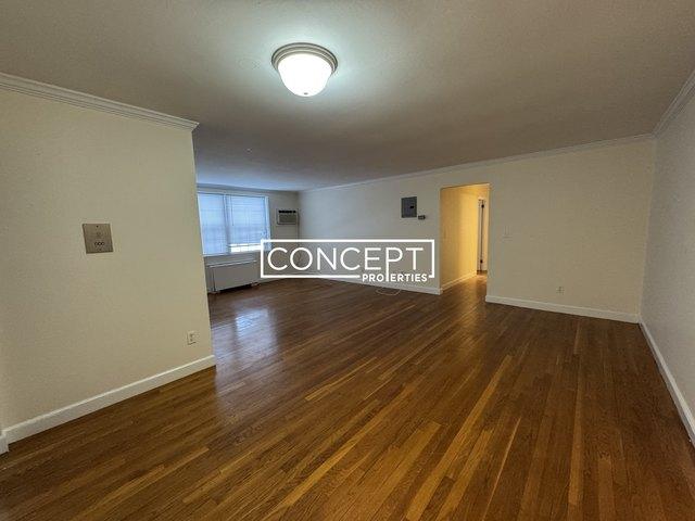 17 Captain Parker Arms Apt 14, Lexington, MA 02421