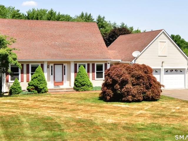 17 Carpenter Ln, Windsor, CT 06095