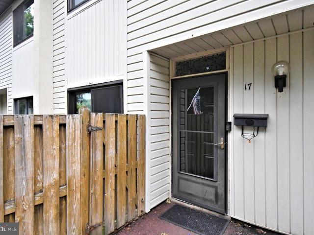 17 Centennial Road
