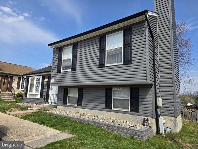 17 Chatterly Ct, Perry Hall, MD 21128