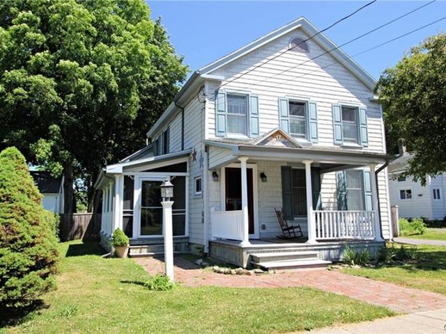 17 Chapel St, Sherburne, NY 13460