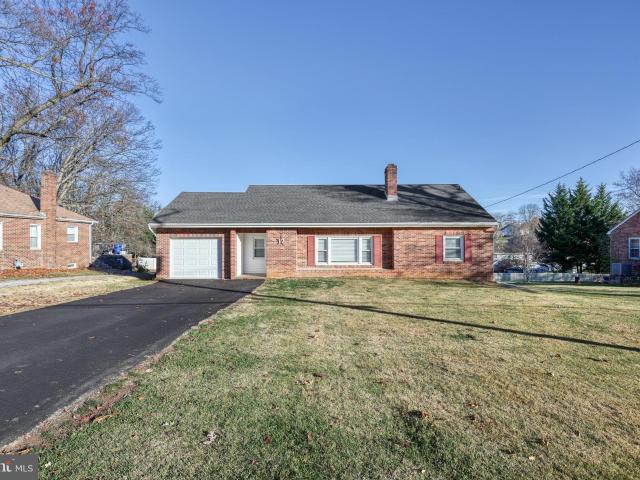 17 Charles Ave, Stewartstown, PA 17363 | Compass