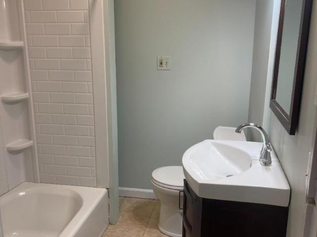 17 Chestnut St Unit 1