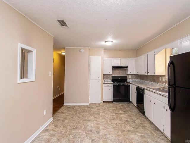 17 Compass Point St Point