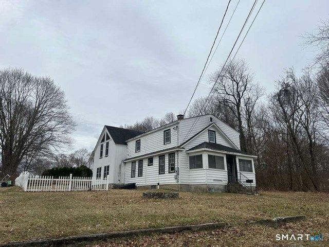 17 Comstock Ave, Waterford, CT 06382