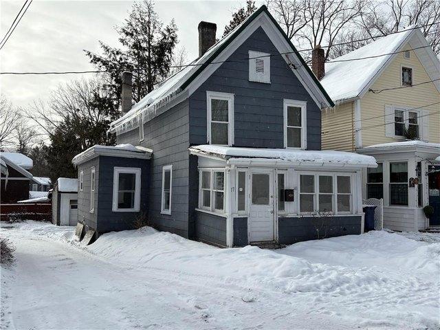 17 Columbia St, Oneonta, NY 13820