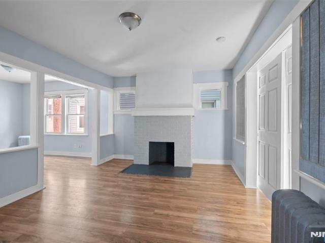 17 Cottage Place