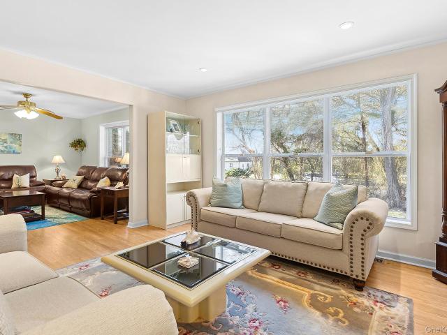 17 Cove View Rd, Sag Harbor, NY 11963 | MLS #948285 | Compass