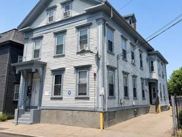 17 Cromwell St, Providence, RI 02907