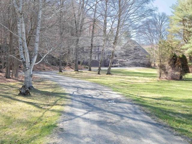17 Curtis Dr, Sherman, CT 06784