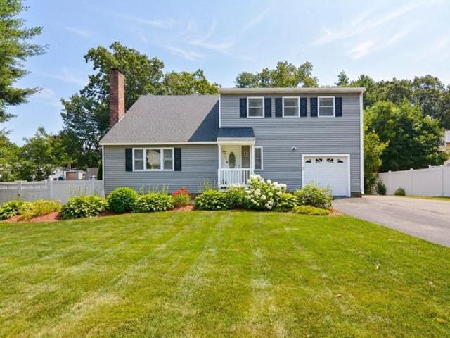 17 Custom St, Nashua, NH 03062