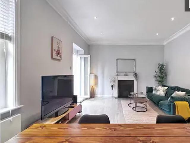 17 Daleham Gardens, London, NW3 5BY, United Kingdom | 2 bed apartment for rent #145089020 | Rentberry
