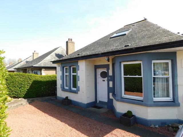 17, Davidson Road, Edinburgh, EH4 2PE 3 bed detached house to rent £1,900 pcm £438 pw