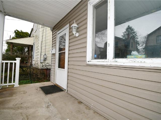17 Dean St