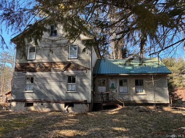 17 Deep Hollow Hill Road