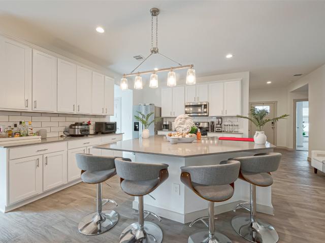 17 Desert Spring Lane