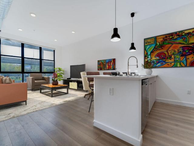 17 Division St # 202