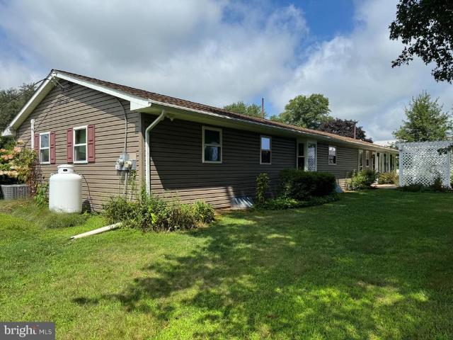 17 Dogwood Lane