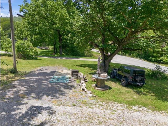 17 Dog Branch Rd S
