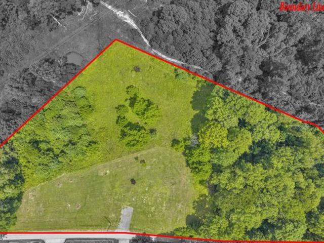 17 Downey Rdg, Ansted, WV 25812